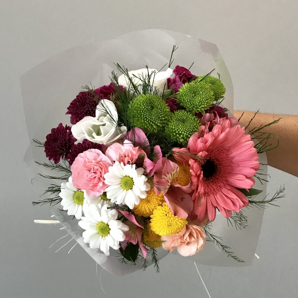 bouquet mix de flores e cores diversas P - tsuji flores
